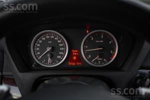 Grey BMW X6 2012 in Jelgava, with an engine capacity of 3.00 L and mileage of 0 thousand km for 10950 €, photo 26 on AUTOMOTO.COM.LV