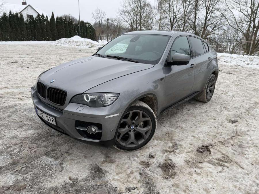 Grey BMW X6 2012 in Taurage, with an engine capacity of 2.99 L and mileage of 312 thousand km for 13500 €, photo 1 on AUTOMOTO.COM.LV