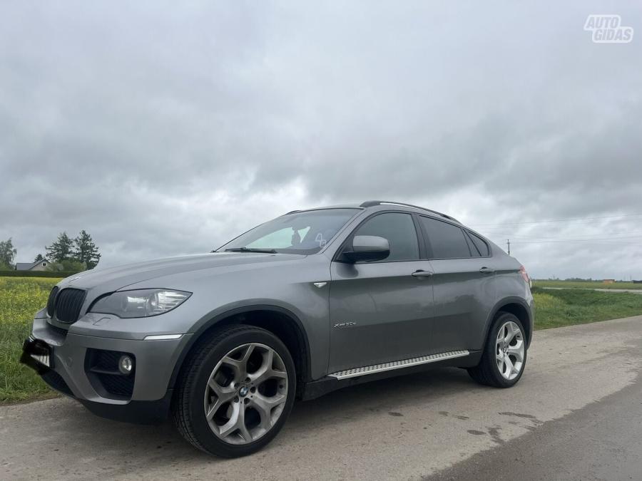 Grey BMW X6 2012 in Elektrenai, with an engine capacity of 3.00 L and mileage of 370 thousand km for 11999 €, photo 1 on AUTOMOTO.COM.LV