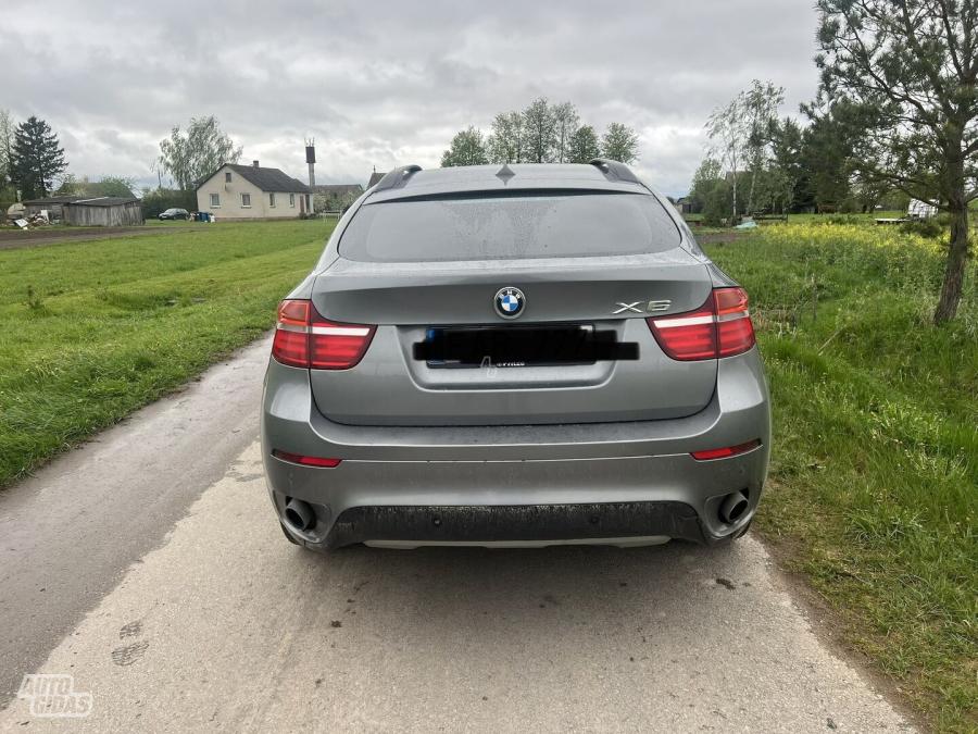 Grey BMW X6 2012 in Elektrenai, with an engine capacity of 3.00 L and mileage of 370 thousand km for 11999 €, photo 7 on AUTOMOTO.COM.LV