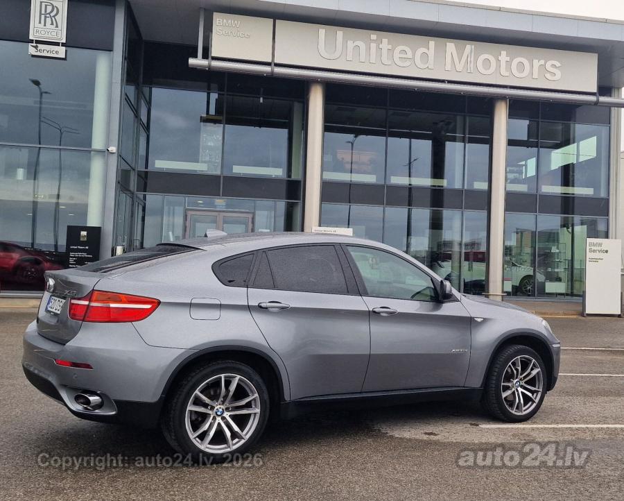 Pelēks BMW X6 2012 Tallina, ar dzinēja tilpumu 3.00 L un nobraukumu 247 tūkst. km par 17900 €, foto 6 vietnē AUTOMOTO.COM.LV