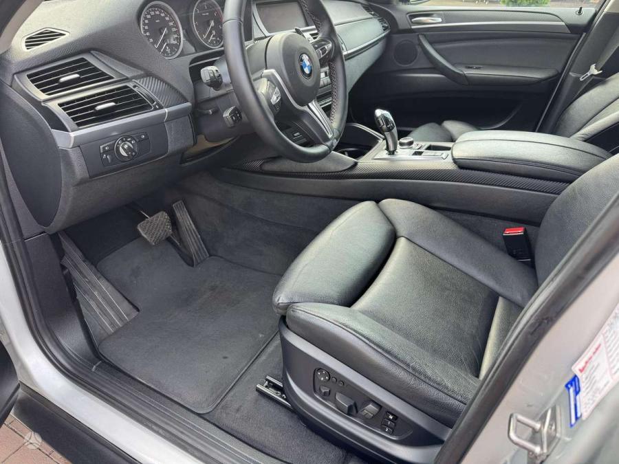 Grey BMW X6 2012 in Kaunas, with an engine capacity of 2.99 L and mileage of 148 thousand km for 13900 €, photo 8 on AUTOMOTO.COM.LV