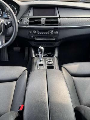 Grey BMW X6 2012 in Kaunas, with an engine capacity of 2.99 L and mileage of 148 thousand km for 13900 €, photo 11 on AUTOMOTO.COM.LV
