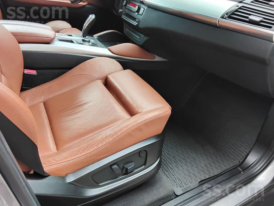 Pelēks BMW X6 2013 Rīga, ar dzinēja tilpumu 3.00 L un nobraukumu 307 tūkst. km par 11850 €, foto 14 vietnē AUTOMOTO.COM.LV