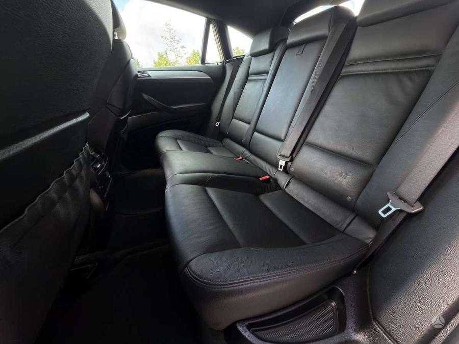 Pelēks BMW X6 2013 Šauļi, ar dzinēja tilpumu 2.99 L un nobraukumu 219 tūkst. km par 14500 €, foto 22 vietnē AUTOMOTO.COM.LV