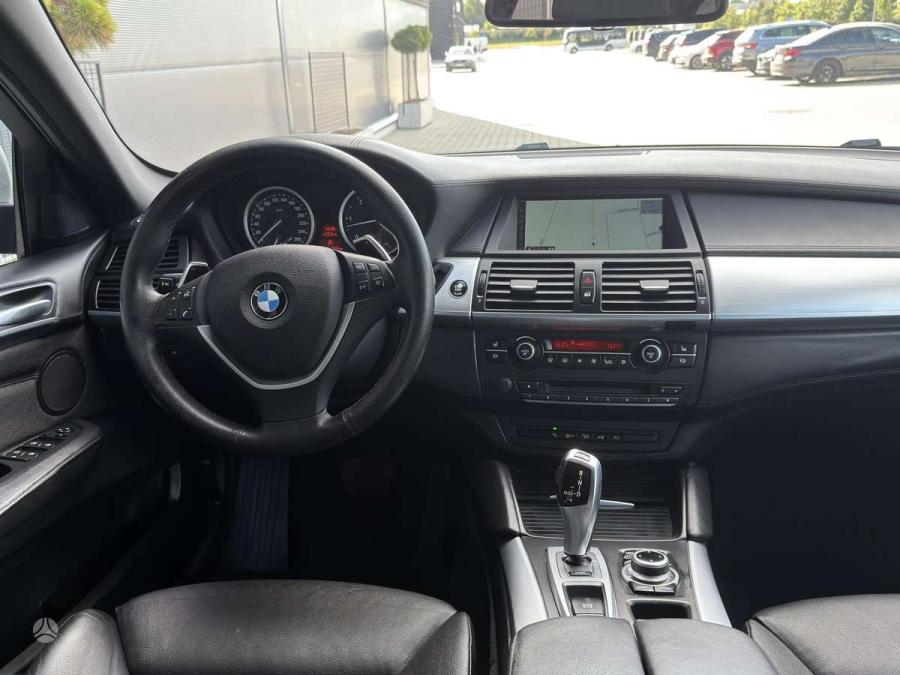 Pelēks BMW X6 2013 Šauļi, ar dzinēja tilpumu 2.99 L un nobraukumu 219 tūkst. km par 14500 €, foto 24 vietnē AUTOMOTO.COM.LV