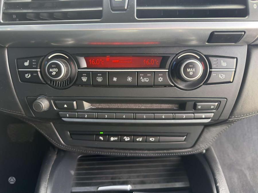 Pelēks BMW X6 2013 Šauļi, ar dzinēja tilpumu 2.99 L un nobraukumu 219 tūkst. km par 14500 €, foto 30 vietnē AUTOMOTO.COM.LV