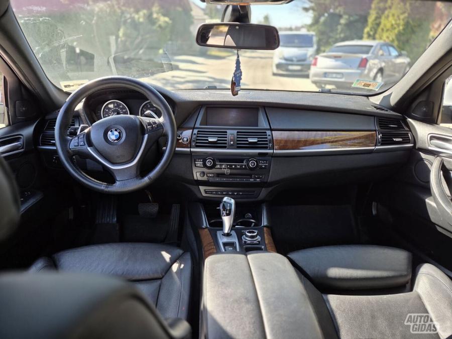 Pelēks BMW X6 2014 Šauļi, ar dzinēja tilpumu 3.00 L un nobraukumu 172 tūkst. km par 14700 €, foto 11 vietnē AUTOMOTO.COM.LV