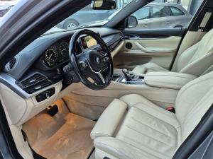 Grey BMW X6 2015 in Utena, with an engine capacity of 2.99 L and mileage of 334 thousand km for 22990 €, photo 9 on AUTOMOTO.COM.LV