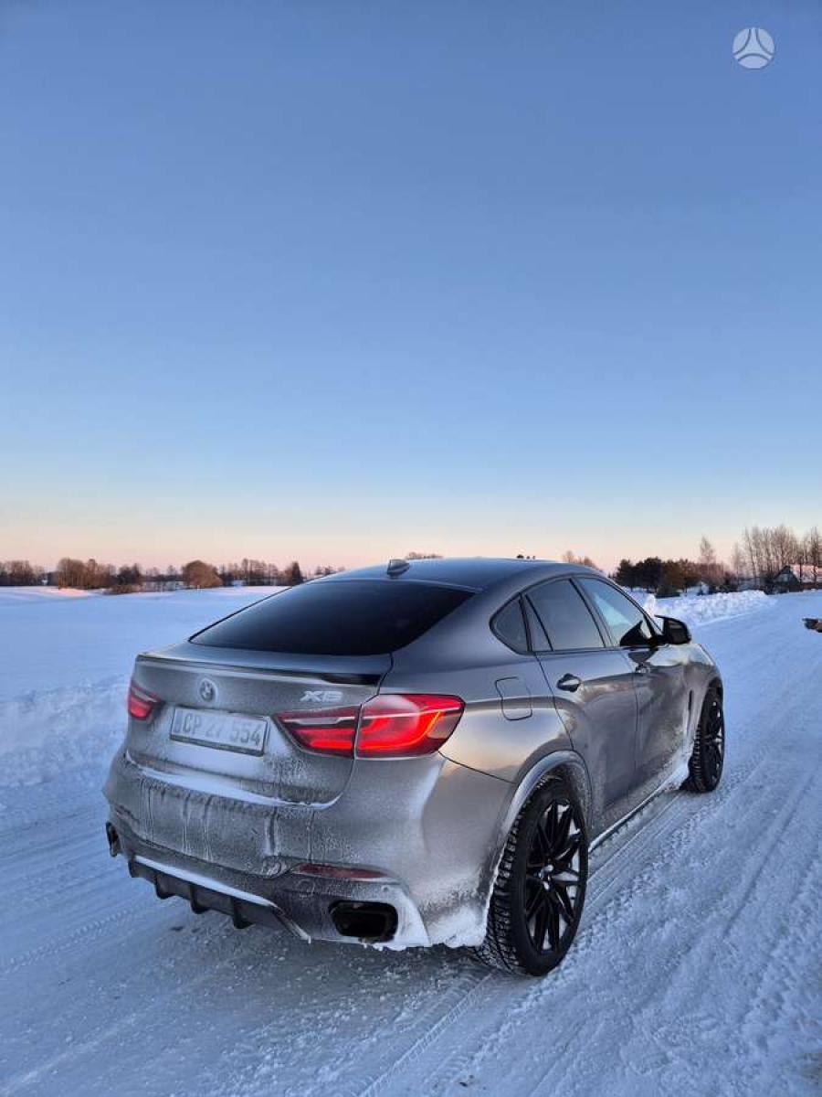 Grey BMW X6 2015 in Utena, with an engine capacity of 2.99 L and mileage of 334 thousand km for 22990 €, photo 33 on AUTOMOTO.COM.LV