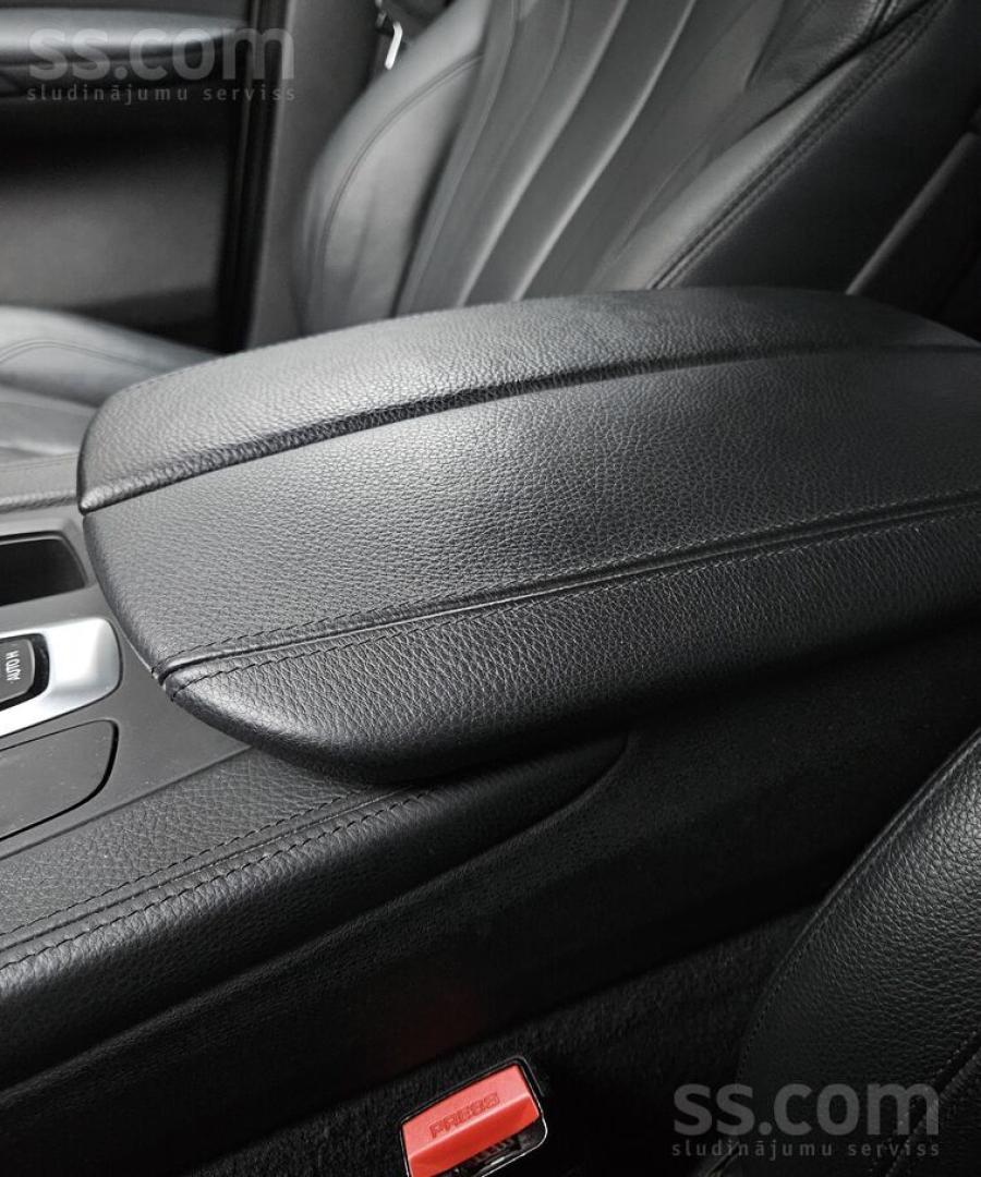 Pelēks BMW X6 2015 Rīga, ar dzinēja tilpumu 3.00 L un nobraukumu 133 tūkst. km par 23900 €, foto 26 vietnē AUTOMOTO.COM.LV