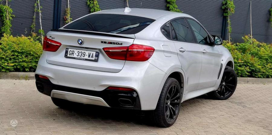 Grey BMW X6 2015 in Vilnius, with an engine capacity of 2.99 L and mileage of 229 thousand km for 19950 €, photo 3 on AUTOMOTO.COM.LV