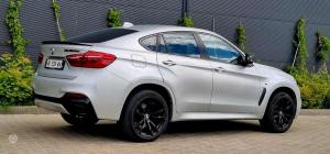 Grey BMW X6 2015 in Vilnius, with an engine capacity of 2.99 L and mileage of 229 thousand km for 19950 €, photo 7 on AUTOMOTO.COM.LV