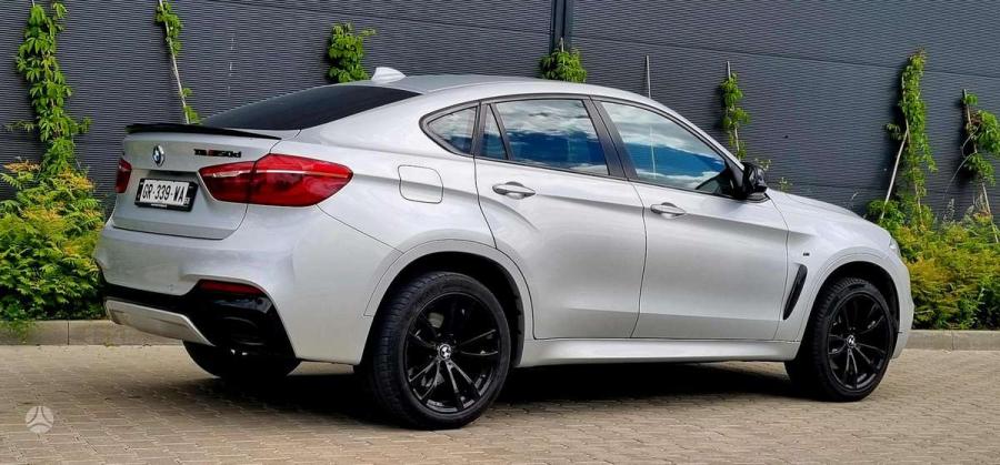 Grey BMW X6 2015 in Vilnius, with an engine capacity of 2.99 L and mileage of 229 thousand km for 19950 €, photo 7 on AUTOMOTO.COM.LV