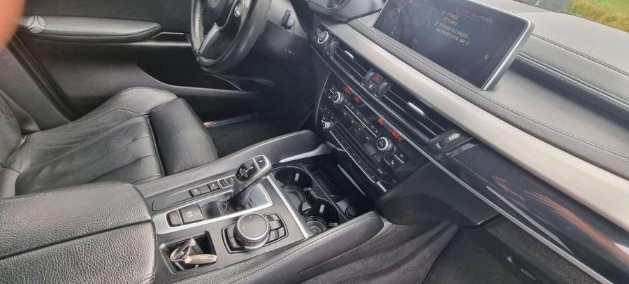 Grey BMW X6 2015 in Vilnius, with an engine capacity of 2.99 L and mileage of 229 thousand km for 19950 €, photo 10 on AUTOMOTO.COM.LV