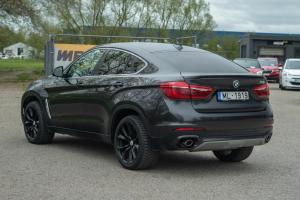 Grey BMW X6 2015 in Riga, with an engine capacity of 3.00 L and mileage of 199 thousand km for 23000 €, photo 3 on AUTOMOTO.COM.LV