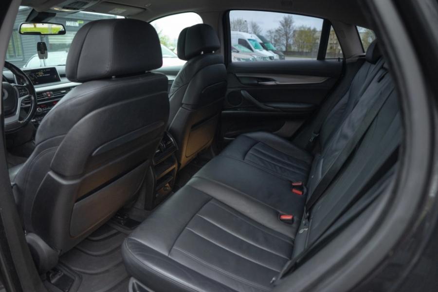 Grey BMW X6 2015 in Riga, with an engine capacity of 3.00 L and mileage of 199 thousand km for 23000 €, photo 11 on AUTOMOTO.COM.LV