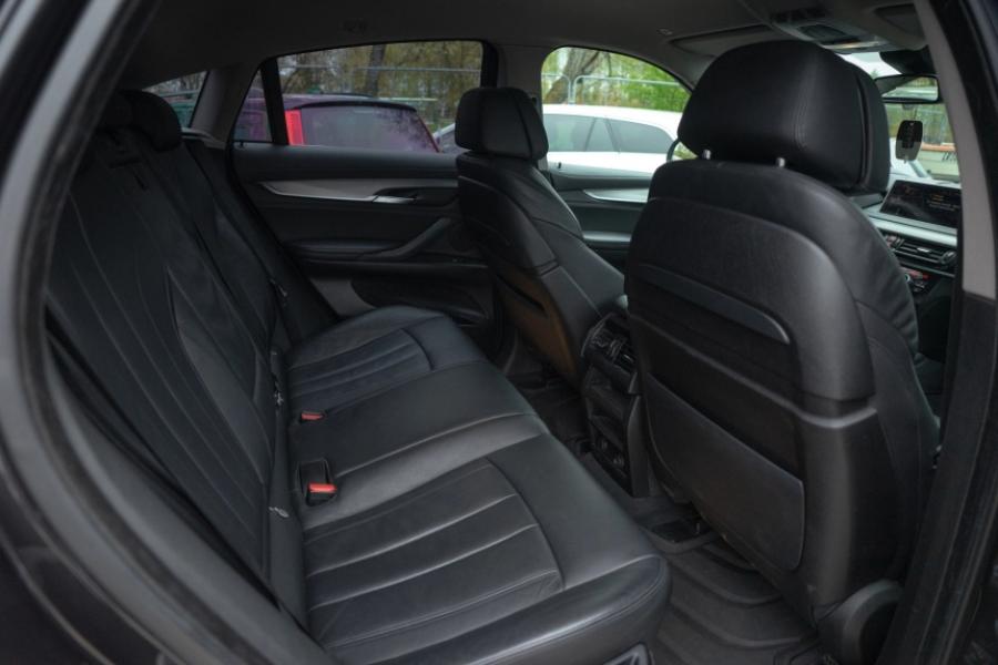 Grey BMW X6 2015 in Riga, with an engine capacity of 3.00 L and mileage of 199 thousand km for 23000 €, photo 13 on AUTOMOTO.COM.LV