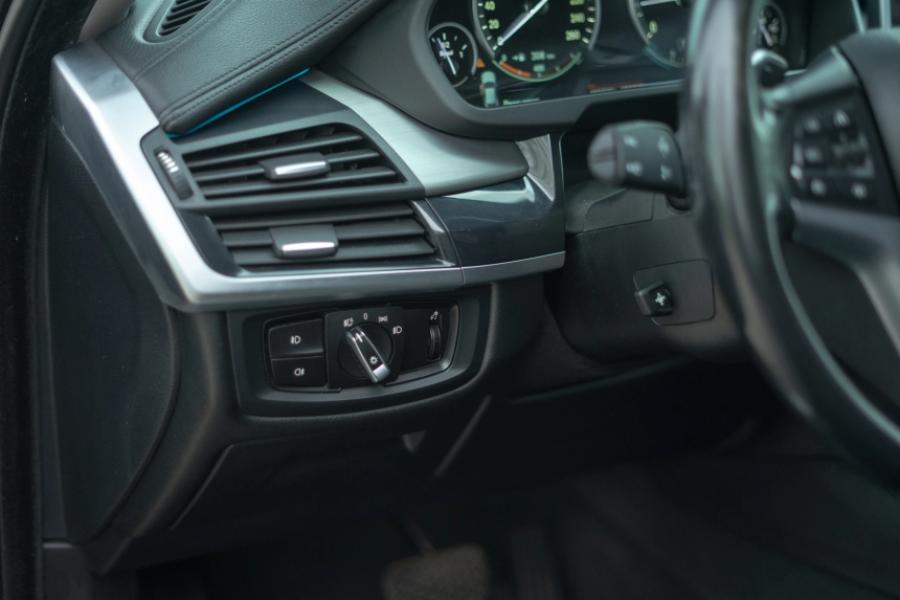 Grey BMW X6 2015 in Riga, with an engine capacity of 3.00 L and mileage of 199 thousand km for 23000 €, photo 24 on AUTOMOTO.COM.LV