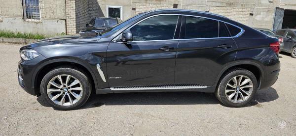 Pelēks BMW X6 2015 Ukmergė, ar dzinēja tilpumu 2.99 L un nobraukumu 147 tūkst. km par 13400 €, foto 4 vietnē AUTOMOTO.COM.LV