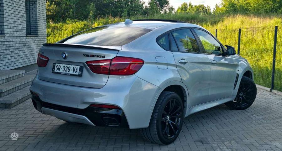 Grey BMW X6 2015 in Vilnius, with an engine capacity of 2.99 L and mileage of 230 thousand km for 19950 €, photo 5 on AUTOMOTO.COM.LV