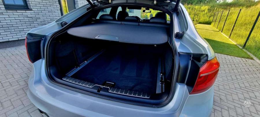 Grey BMW X6 2015 in Vilnius, with an engine capacity of 2.99 L and mileage of 230 thousand km for 19950 €, photo 26 on AUTOMOTO.COM.LV