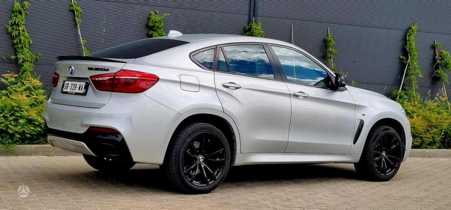 Grey BMW X6 2015 in Vilnius, with an engine capacity of 2.99 L and mileage of 230 thousand km for 19950 €, photo 1 on AUTOMOTO.COM.LV