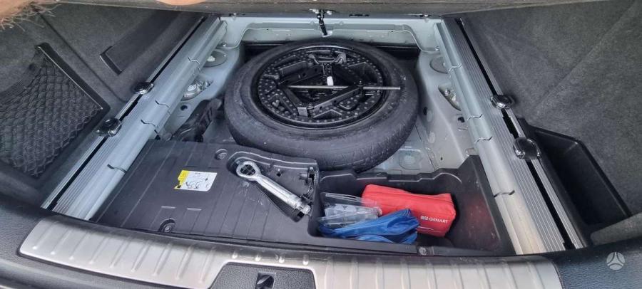 Grey BMW X6 2015 in Vilnius, with an engine capacity of 2.99 L and mileage of 230 thousand km for 19950 €, photo 27 on AUTOMOTO.COM.LV