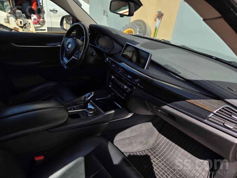 Pelēks BMW X6 2015 Rīga, ar dzinēja tilpumu 3.00 L un nobraukumu 389 tūkst. km par 16335 €, foto 11 vietnē AUTOMOTO.COM.LV