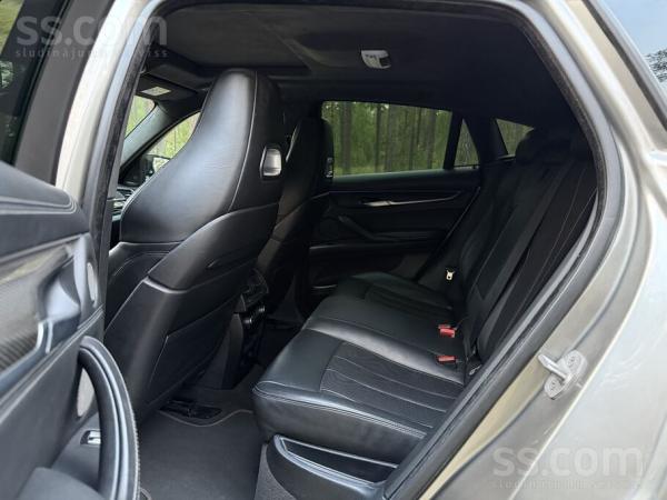Grey BMW X6 2015 in Riga, with an engine capacity of 4.40 L and mileage of 181 thousand km for 20990 €, photo 9 on AUTOMOTO.COM.LV