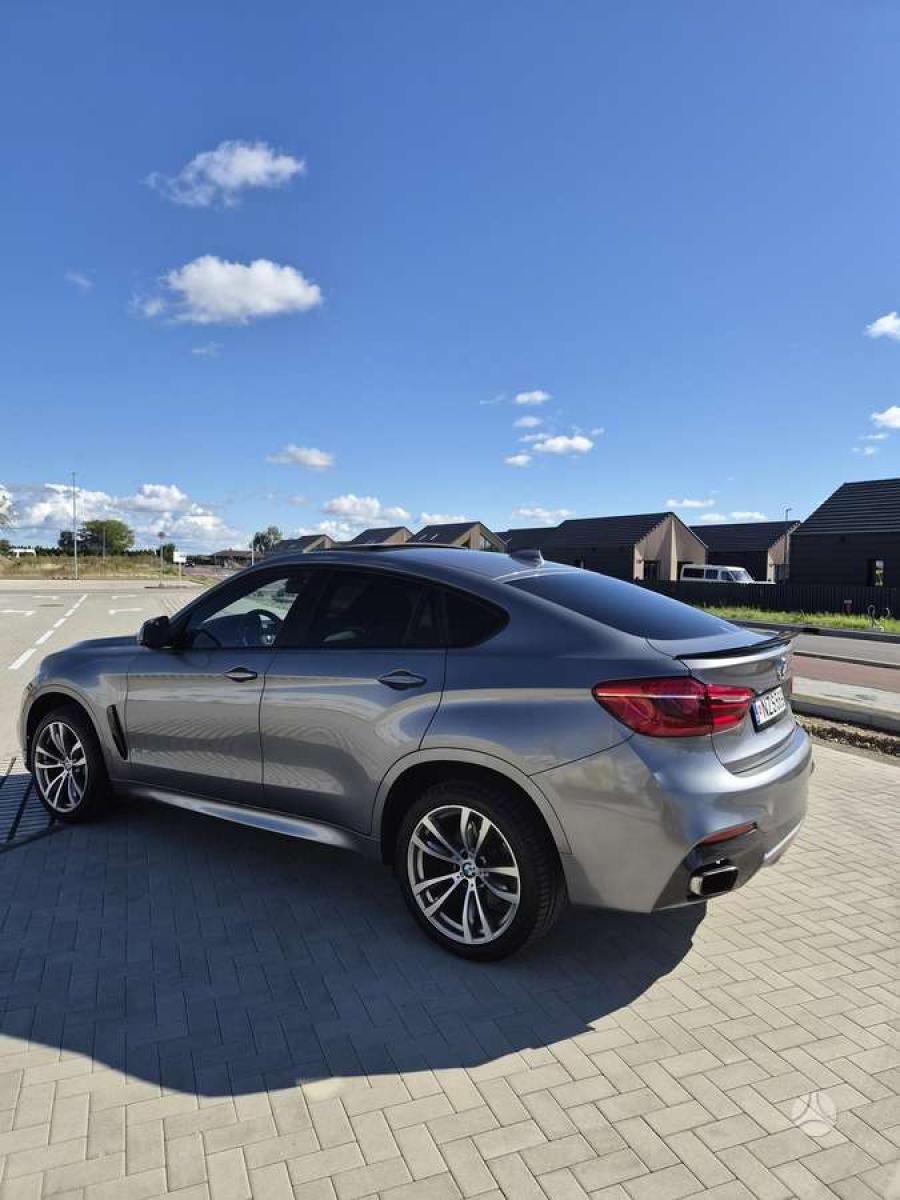 Pelēks BMW X6 2015 Klaipėda, ar dzinēja tilpumu 4.40 L un nobraukumu 187 tūkst. km par 17700 €, foto 11 vietnē AUTOMOTO.COM.LV