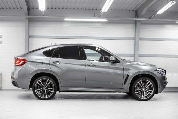 Grey BMW X6 2016 in Tukums, with an engine capacity of 2.99 L and mileage of 212 thousand km for 29990 €, photo 4 on AUTOMOTO.COM.LV