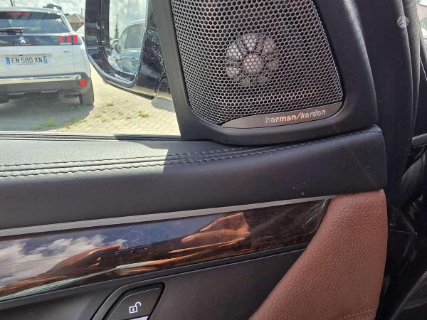 Grey BMW X6 2016 in Taurage, with an engine capacity of 2.99 L and mileage of 146 thousand km for 21500 €, photo 9 on AUTOMOTO.COM.LV