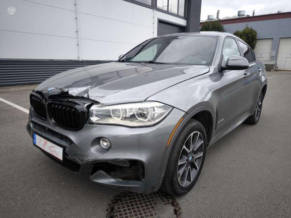 Grey BMW X6 2016 in Siauliai, with an engine capacity of 2.98 L and mileage of 277 thousand km for 12900 €, photo 4 on AUTOMOTO.COM.LV