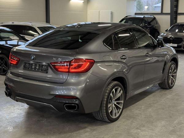Pelēks BMW X6 2017 Marijampole, ar dzinēja tilpumu 3.00 L un nobraukumu 110 tūkst. km par 25900 €, foto 11 vietnē AUTOMOTO.COM.LV