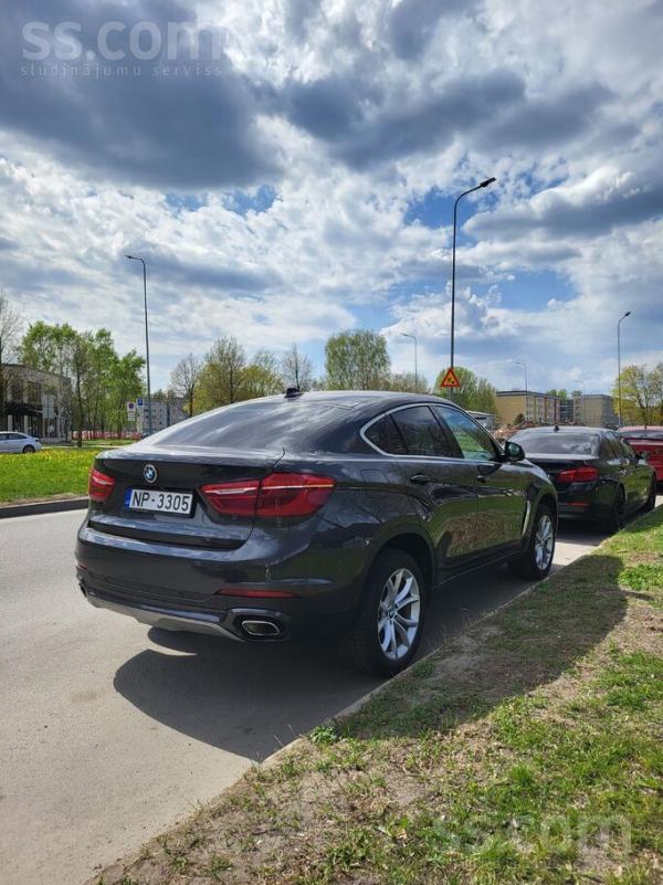 Grey BMW X6 2017 in Riga, with an engine capacity of 3.00 L and mileage of 117 thousand km for 26500 €, photo 6 on AUTOMOTO.COM.LV