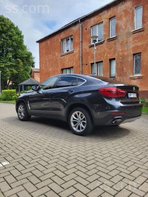 Pelēks BMW X6 2017 Rīga, ar dzinēja tilpumu 3.00 L un nobraukumu 118 tūkst. km par 26000 €, foto 5 vietnē AUTOMOTO.COM.LV