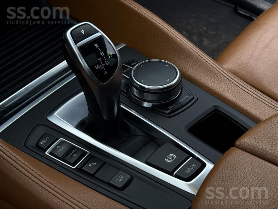 Pelēks BMW X6 2017 Jelgava, ar dzinēja tilpumu 4.40 L un nobraukumu 174 tūkst. km par 27800 €, foto 21 vietnē AUTOMOTO.COM.LV