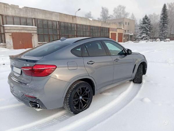 Pelēks BMW X6 2018 Viļņa, ar dzinēja tilpumu 2.99 L un nobraukumu 177 tūkst. km par 30000 €, foto 4 vietnē AUTOMOTO.COM.LV