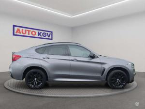 Grey BMW X6 2018 in Vilnius, with an engine capacity of 3.00 L and mileage of 178 thousand km for 27999 €, photo 7 on AUTOMOTO.COM.LV