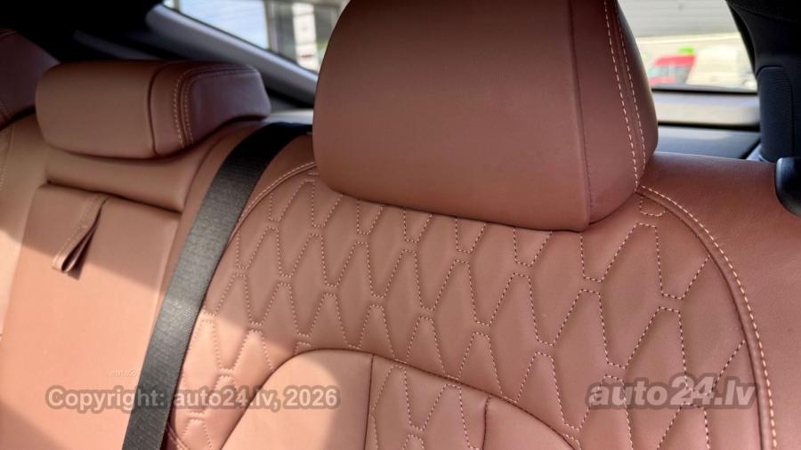 Grey BMW X6 2020 in Tallinn, with an engine capacity of 3.00 L and mileage of 92 thousand km for 63500 €, photo 28 on AUTOMOTO.COM.LV