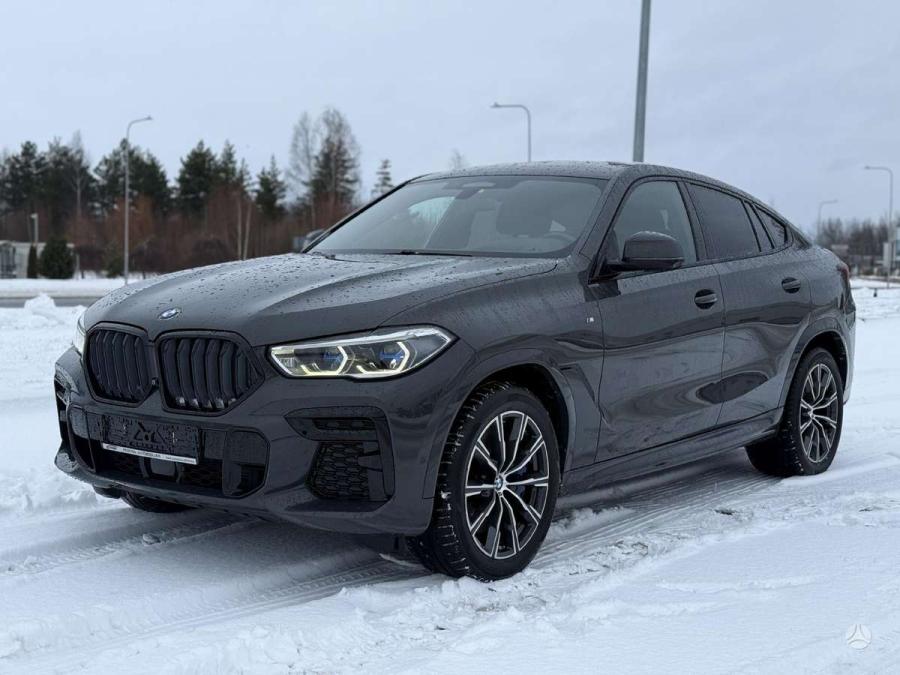 Grey BMW X6 2021 in Panevezys, with an engine capacity of 2.99 L and mileage of 229 thousand km for 48900 €, photo 6 on AUTOMOTO.COM.LV