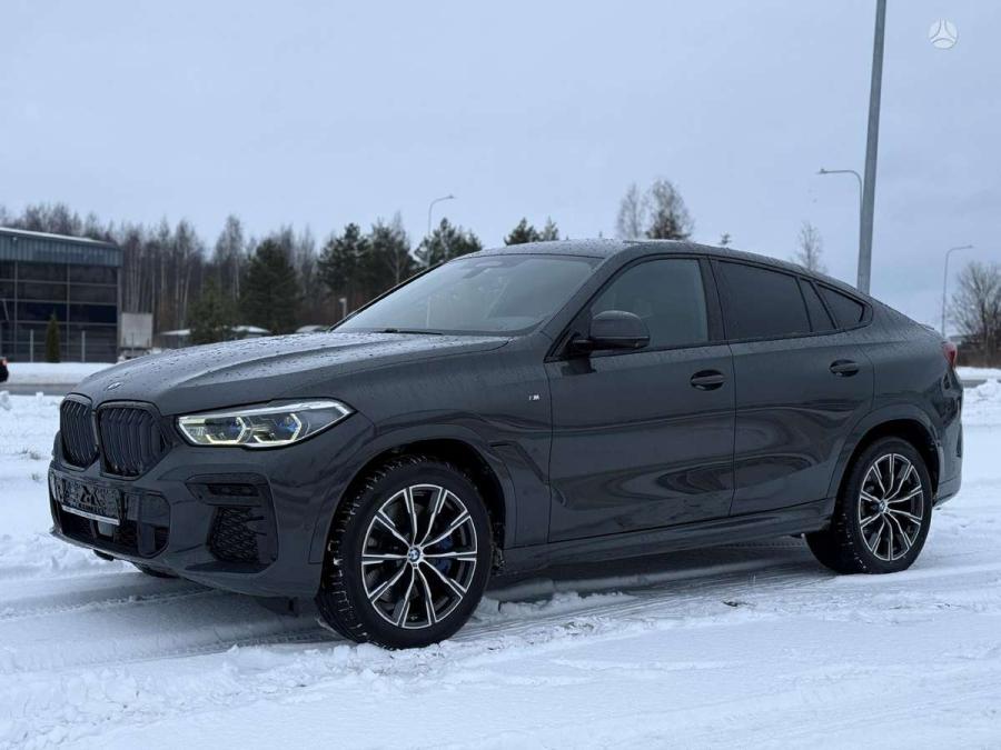 Grey BMW X6 2021 in Panevezys, with an engine capacity of 2.99 L and mileage of 229 thousand km for 48900 €, photo 7 on AUTOMOTO.COM.LV