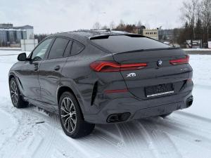 Grey BMW X6 2021 in Panevezys, with an engine capacity of 2.99 L and mileage of 229 thousand km for 48900 €, photo 12 on AUTOMOTO.COM.LV