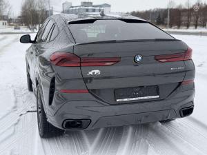Grey BMW X6 2021 in Panevezys, with an engine capacity of 2.99 L and mileage of 229 thousand km for 48900 €, photo 14 on AUTOMOTO.COM.LV
