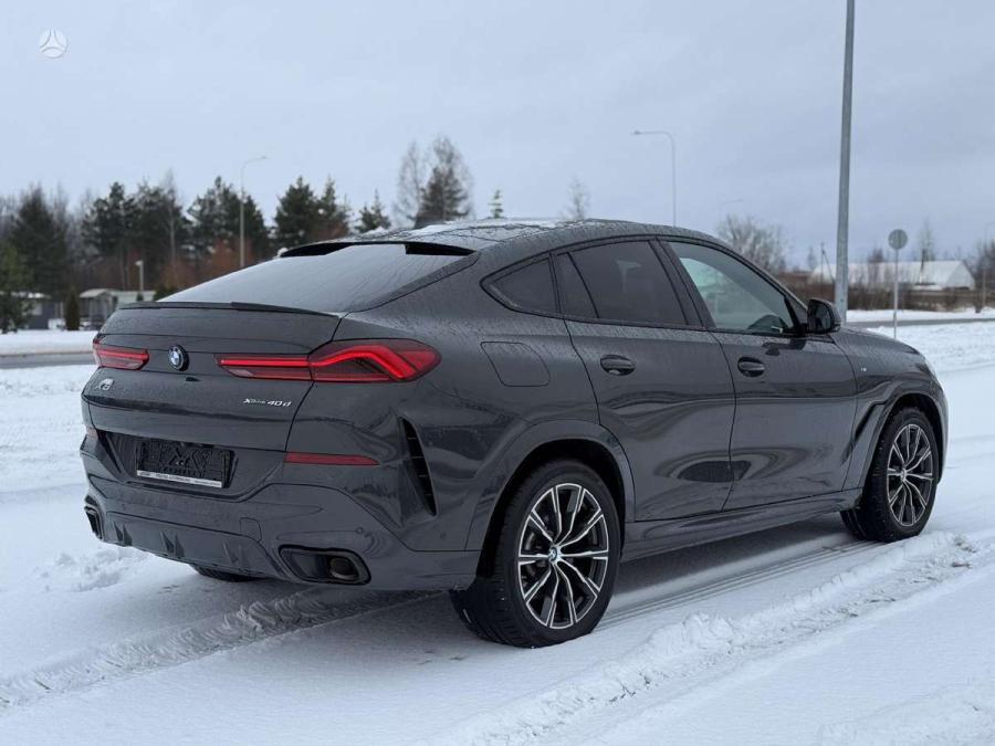 Grey BMW X6 2021 in Panevezys, with an engine capacity of 2.99 L and mileage of 229 thousand km for 48900 €, photo 20 on AUTOMOTO.COM.LV
