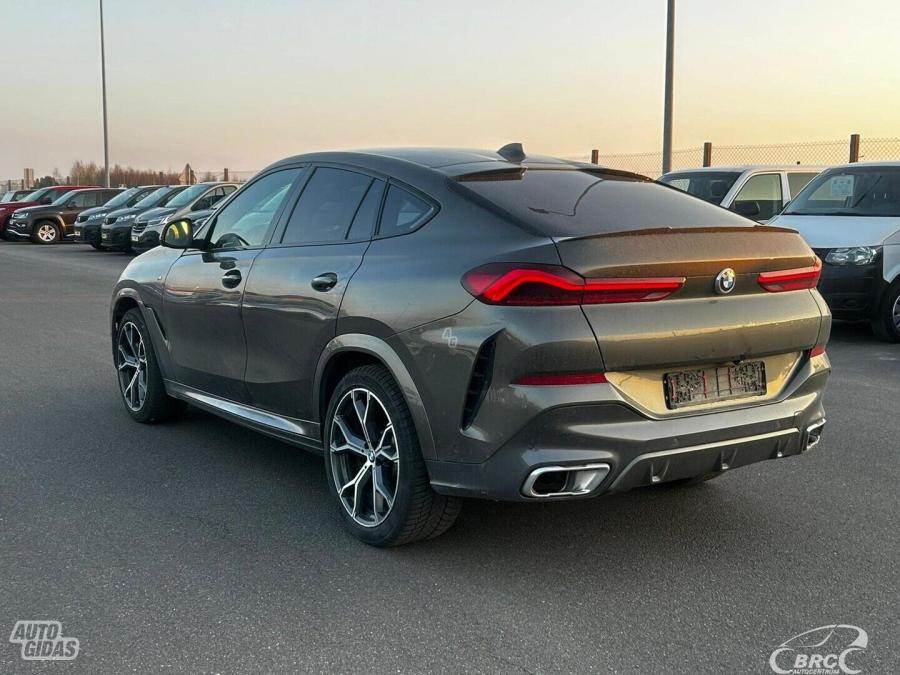 Grey BMW X6 2021 in Avizieniai, with an engine capacity of 3.00 L and mileage of 224 thousand km for 47900 €, photo 4 on AUTOMOTO.COM.LV