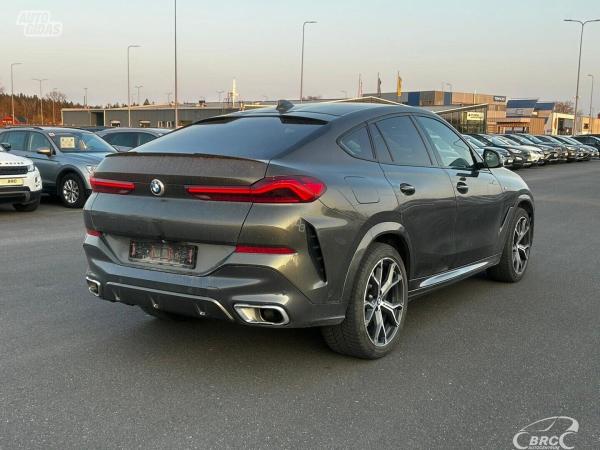 Pelēks BMW X6 2021 Avižieniai, ar dzinēja tilpumu 3.00 L un nobraukumu 224 tūkst. km par 47900 €, foto 2 vietnē AUTOMOTO.COM.LV