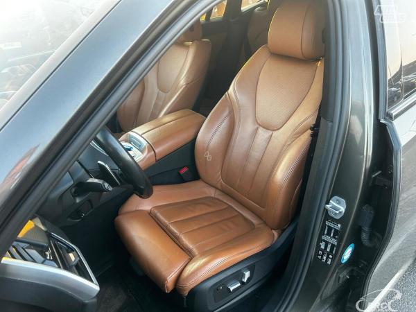 Pelēks BMW X6 2021 Avižieniai, ar dzinēja tilpumu 3.00 L un nobraukumu 224 tūkst. km par 47900 €, foto 7 vietnē AUTOMOTO.COM.LV