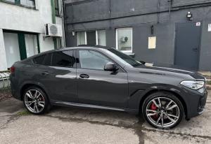 Pelēks BMW X6 2021 Rīga, ar dzinēja tilpumu 3.00 L un nobraukumu 102 tūkst. km par 59500 €, foto 6 vietnē AUTOMOTO.COM.LV